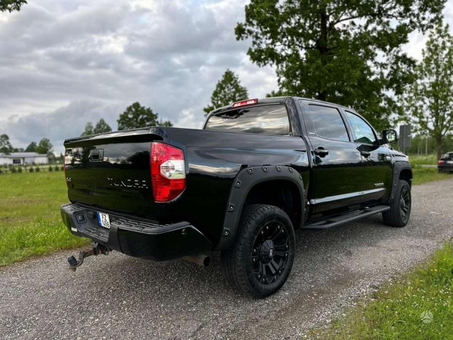 Melns Toyota Tundra 2017 Rīga, ar dzinēja tilpumu 0.00 L un nobraukumu 300 tūkst. km par 29000 €, foto 4 vietnē AUTOMOTO.COM.LV