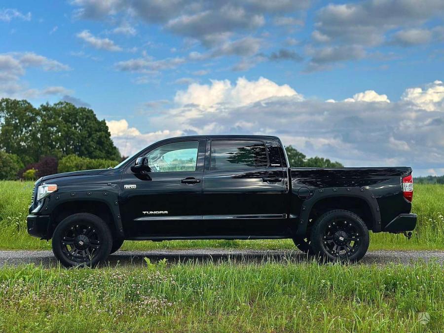 Melns Toyota Tundra 2017 Rīga, ar dzinēja tilpumu 0.00 L un nobraukumu 300 tūkst. km par 29000 €, foto 5 vietnē AUTOMOTO.COM.LV