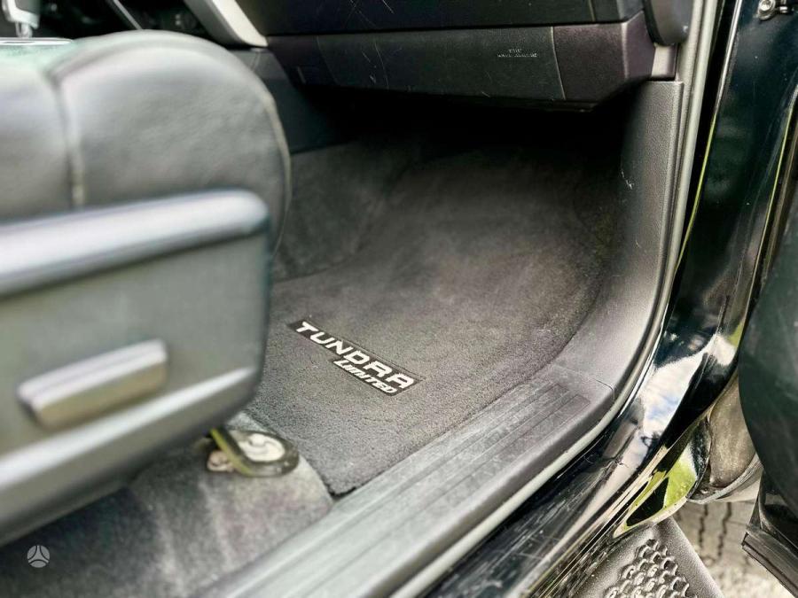 Melns Toyota Tundra 2017 Rīga, ar dzinēja tilpumu 0.00 L un nobraukumu 300 tūkst. km par 29000 €, foto 11 vietnē AUTOMOTO.COM.LV