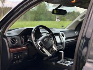 Melns Toyota Tundra 2017 Rīga, ar dzinēja tilpumu 0.00 L un nobraukumu 300 tūkst. km par 29000 €, foto 14 vietnē AUTOMOTO.COM.LV