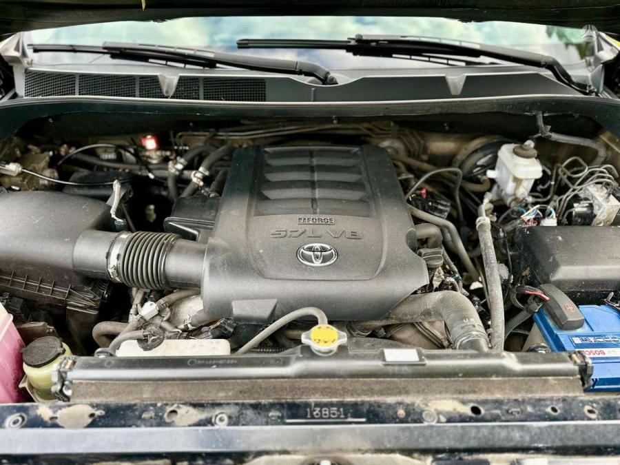 Melns Toyota Tundra 2017 Rīga, ar dzinēja tilpumu 0.00 L un nobraukumu 300 tūkst. km par 29000 €, foto 18 vietnē AUTOMOTO.COM.LV