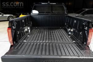 Melns Toyota Tundra 2024 Rīga, ar dzinēja tilpumu 3.50 L un nobraukumu 20 tūkst. km par 73000 €, foto 30 vietnē AUTOMOTO.COM.LV