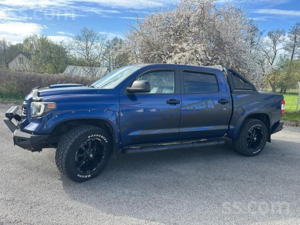 Blue Toyota Tundra 2014 in Riga, with an engine capacity of 5.70 L and mileage of 199 thousand km for 20900 €, photo 3 on AUTOMOTO.COM.LV