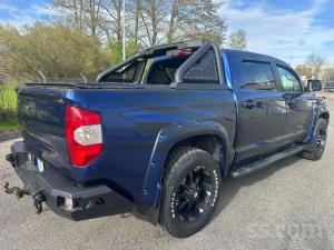 Blue Toyota Tundra 2014 in Riga, with an engine capacity of 5.70 L and mileage of 199 thousand km for 20900 €, photo 5 on AUTOMOTO.COM.LV