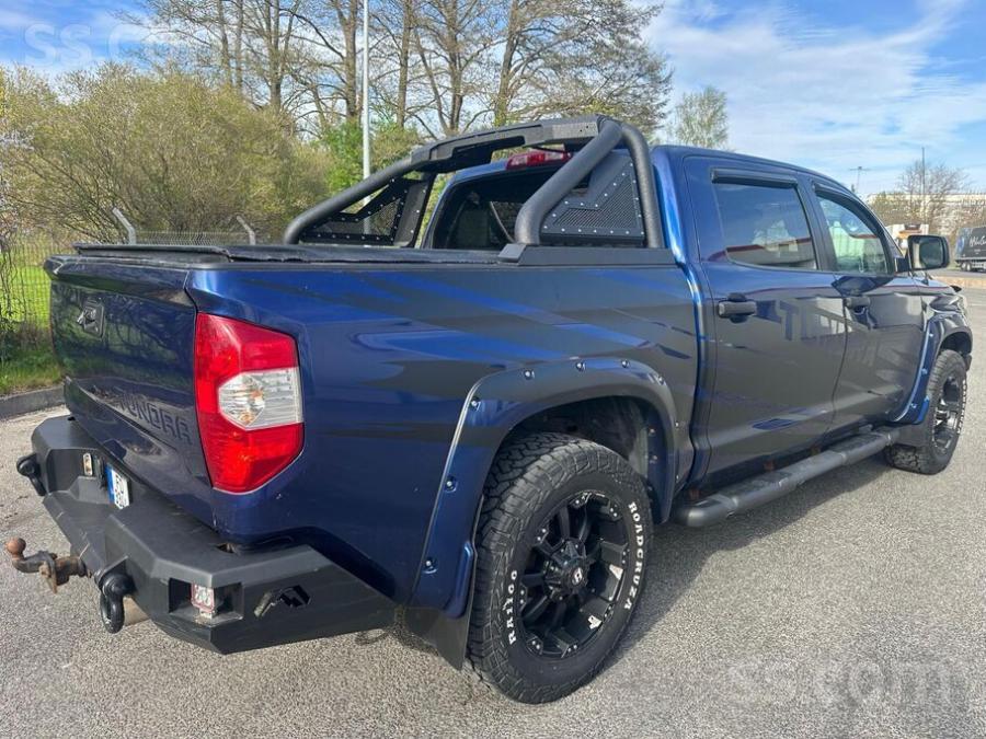 Blue Toyota Tundra 2014 in Riga, with an engine capacity of 5.70 L and mileage of 199 thousand km for 20900 €, photo 5 on AUTOMOTO.COM.LV