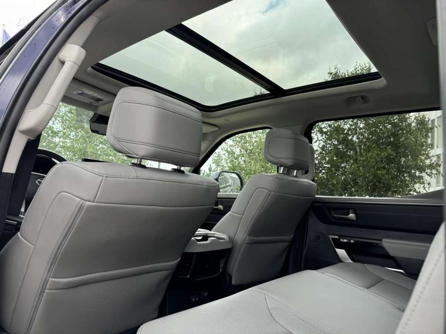 Zils Toyota Tundra 2023 Viļņa, ar dzinēja tilpumu 3.45 L un nobraukumu 31 tūkst. km par 54900 €, foto 23 vietnē AUTOMOTO.COM.LV