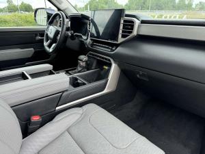 Zils Toyota Tundra 2023 Viļņa, ar dzinēja tilpumu 3.45 L un nobraukumu 31 tūkst. km par 54900 €, foto 25 vietnē AUTOMOTO.COM.LV