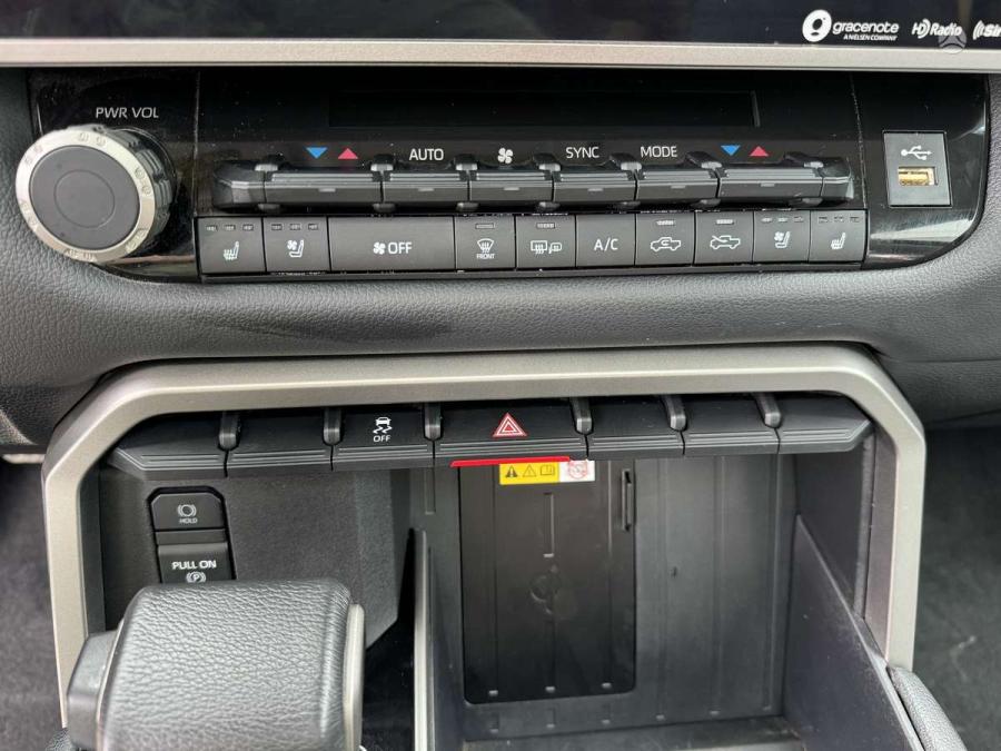 Zils Toyota Tundra 2023 Viļņa, ar dzinēja tilpumu 3.45 L un nobraukumu 31 tūkst. km par 54900 €, foto 29 vietnē AUTOMOTO.COM.LV