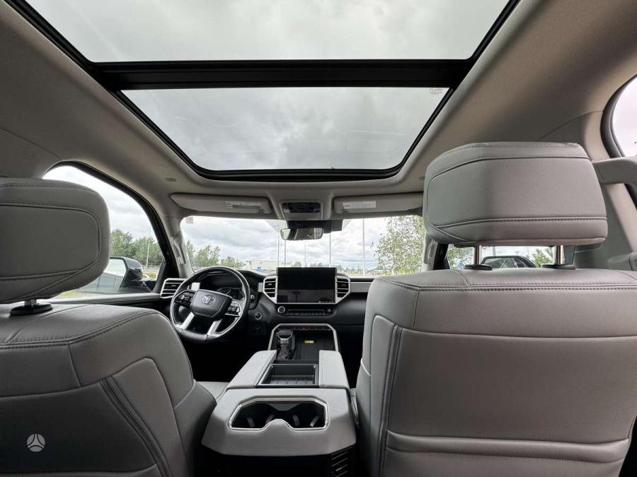 Zils Toyota Tundra 2023 Viļņa, ar dzinēja tilpumu 3.45 L un nobraukumu 31 tūkst. km par 54900 €, foto 30 vietnē AUTOMOTO.COM.LV