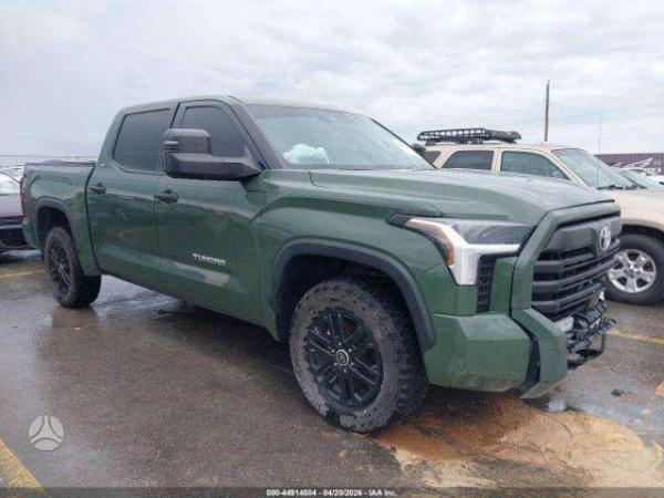 Zaļš Toyota Tundra 2022 Klaipėda, ar dzinēja tilpumu 3.45 L un nobraukumu 62 tūkst. km par 18995 €, foto 1 vietnē AUTOMOTO.COM.LV