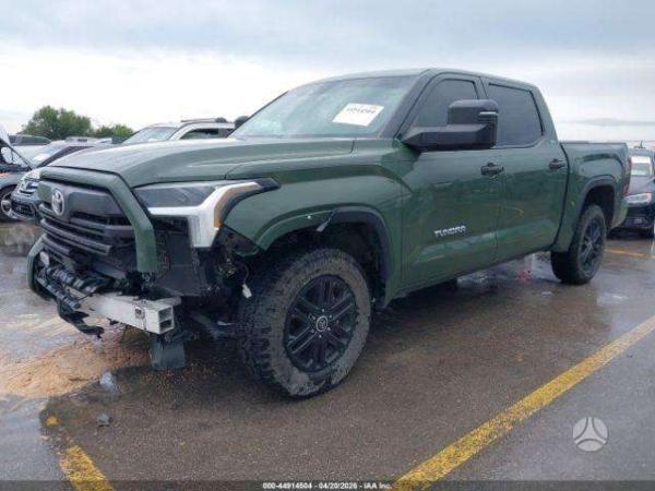 Zaļš Toyota Tundra 2022 Klaipėda, ar dzinēja tilpumu 3.45 L un nobraukumu 62 tūkst. km par 18995 €, foto 2 vietnē AUTOMOTO.COM.LV