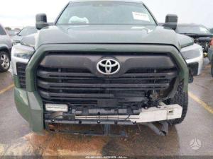 Green Toyota Tundra 2022 in Klaipeda, with an engine capacity of 3.45 L and mileage of 62 thousand km for 18995 €, photo 7 on AUTOMOTO.COM.LV