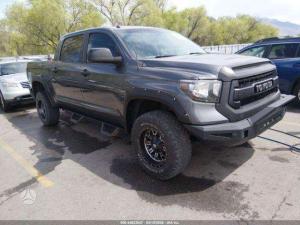 Pelēks Toyota Tundra 2016 Klaipėda, ar dzinēja tilpumu 5.66 L un nobraukumu 195 tūkst. km par 9995 €, foto  vietnē AUTOMOTO.COM.LV