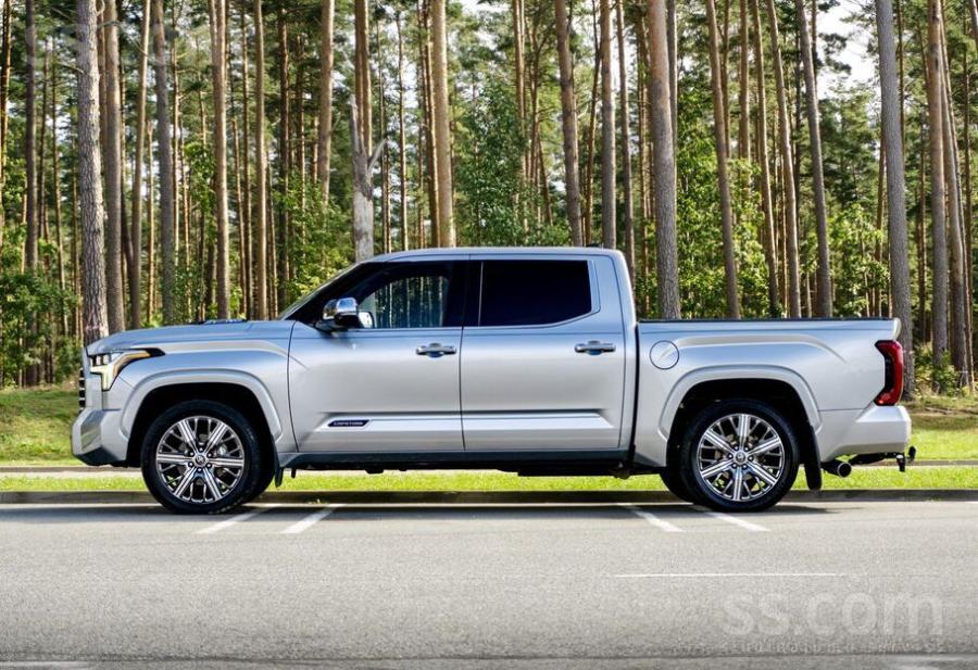 Pelēks Toyota Tundra 2022 Rīga, ar dzinēja tilpumu 3.50 L un nobraukumu 79 tūkst. km par 77190 €, foto 6 vietnē AUTOMOTO.COM.LV