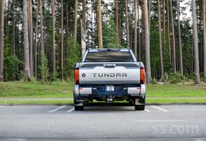 Pelēks Toyota Tundra 2022 Rīga, ar dzinēja tilpumu 3.50 L un nobraukumu 79 tūkst. km par 77190 €, foto 8 vietnē AUTOMOTO.COM.LV