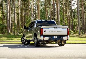 Pelēks Toyota Tundra 2022 Rīga, ar dzinēja tilpumu 3.50 L un nobraukumu 79 tūkst. km par 77190 €, foto 9 vietnē AUTOMOTO.COM.LV