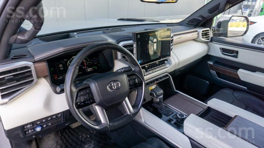 Pelēks Toyota Tundra 2022 Rīga, ar dzinēja tilpumu 3.50 L un nobraukumu 79 tūkst. km par 77190 €, foto 11 vietnē AUTOMOTO.COM.LV