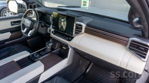 Pelēks Toyota Tundra 2022 Rīga, ar dzinēja tilpumu 3.50 L un nobraukumu 79 tūkst. km par 77190 €, foto 12 vietnē AUTOMOTO.COM.LV