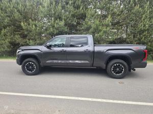 Grey Toyota Tundra 2024 in Vilnius, with an engine capacity of 3.45 L and mileage of 17 thousand km for 50500 €, photo 11 on AUTOMOTO.COM.LV