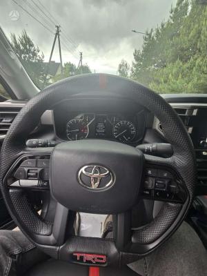 Grey Toyota Tundra 2024 in Vilnius, with an engine capacity of 3.45 L and mileage of 17 thousand km for 50500 €, photo 14 on AUTOMOTO.COM.LV