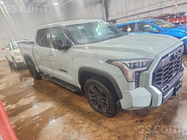 Pelēks Toyota Tundra 2025 Liepāja, ar dzinēja tilpumu 3.40 L un nobraukumu 10 tūkst. km par 37800 €, foto 4 vietnē AUTOMOTO.COM.LV