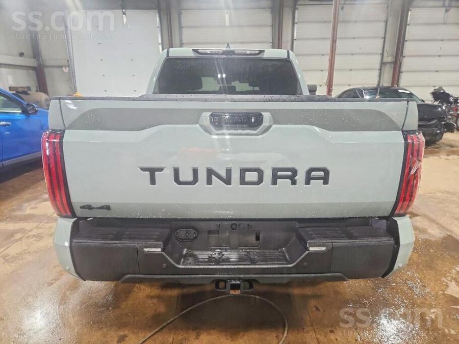 Pelēks Toyota Tundra 2025 Liepāja, ar dzinēja tilpumu 3.40 L un nobraukumu 10 tūkst. km par 37800 €, foto 6 vietnē AUTOMOTO.COM.LV