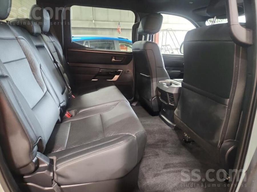 Pelēks Toyota Tundra 2025 Liepāja, ar dzinēja tilpumu 3.40 L un nobraukumu 10 tūkst. km par 37800 €, foto 9 vietnē AUTOMOTO.COM.LV