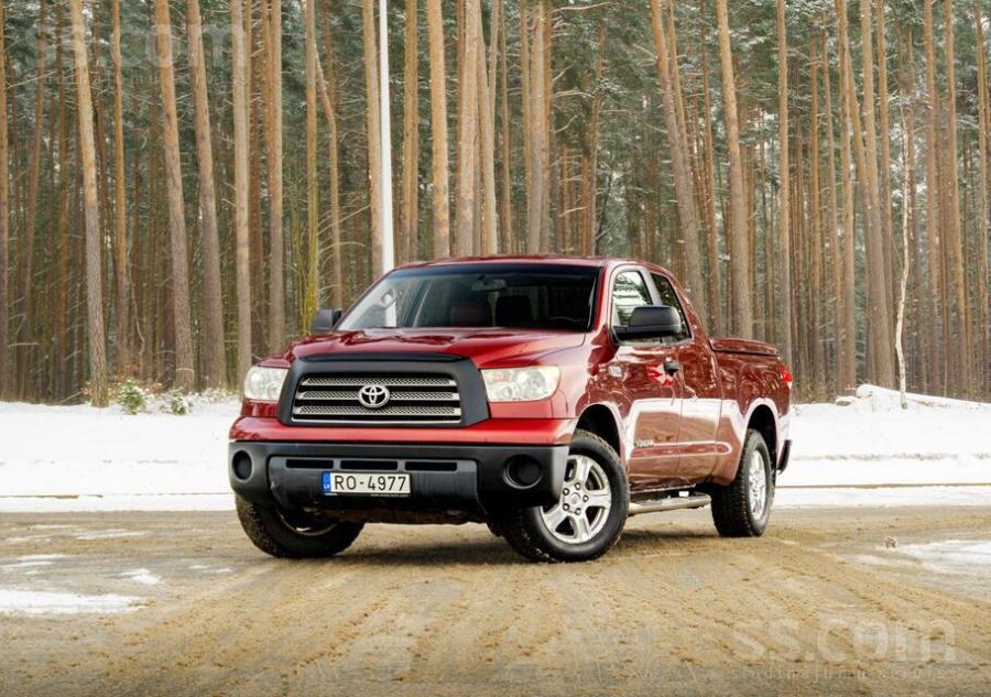 Красный Тойота Тундра 2009 в Рига, объемом двигателя 5.70 л и пробегом 295 тыс. км за 18190 €, фото 1 на AUTOMOTO.COM.LV