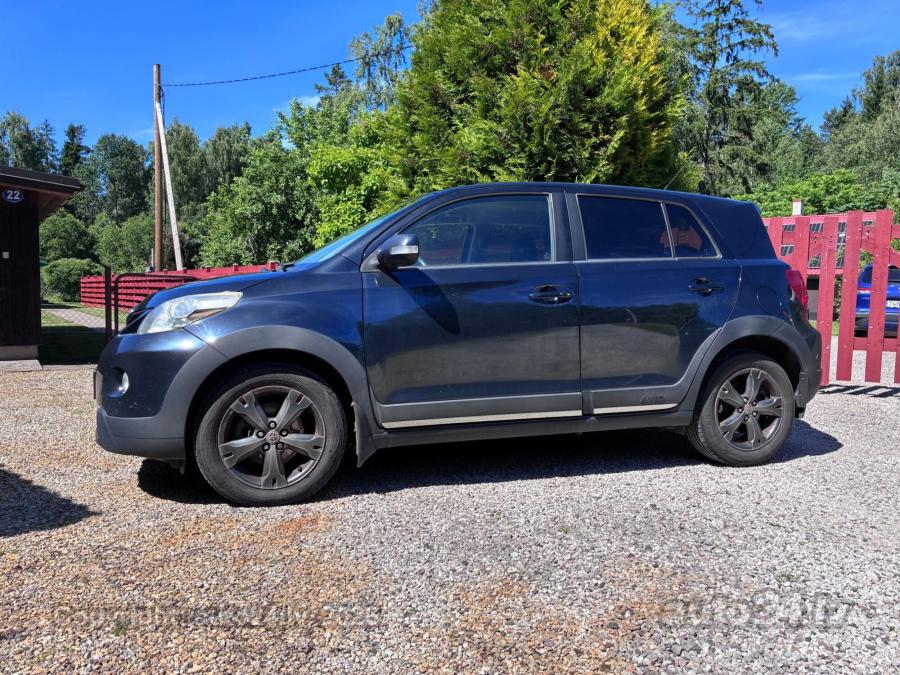 Melns Toyota Urban Cruiser 2010 Tallina, ar dzinēja tilpumu 1.40 L un nobraukumu 322 tūkst. km par 4200 €, foto 3 vietnē AUTOMOTO.COM.LV