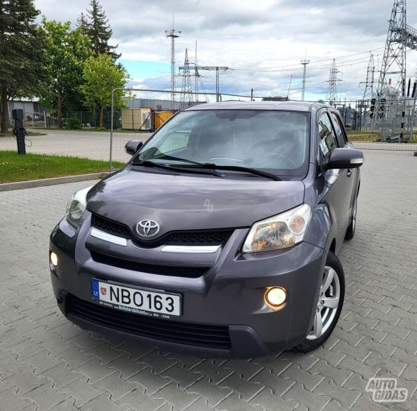 Pelēks Toyota Urban Cruiser 2009 Šauļi, ar dzinēja tilpumu 1.40 L un nobraukumu 360 tūkst. km par 4350 €, foto 2 vietnē AUTOMOTO.COM.LV