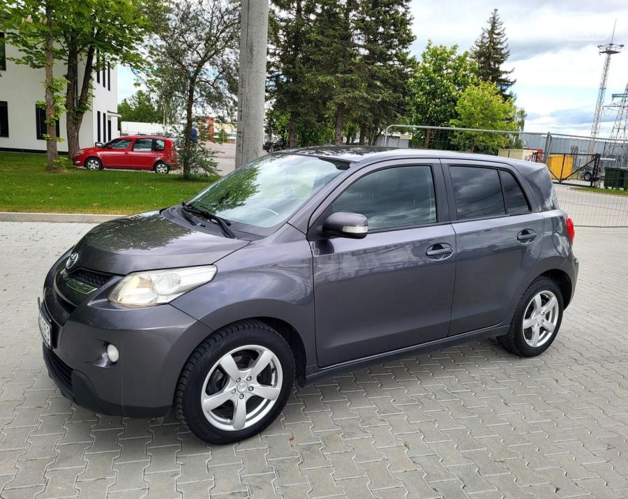 Pelēks Toyota Urban Cruiser 2009 Šauļi, ar dzinēja tilpumu 1.40 L un nobraukumu 360 tūkst. km par 4350 €, foto 4 vietnē AUTOMOTO.COM.LV