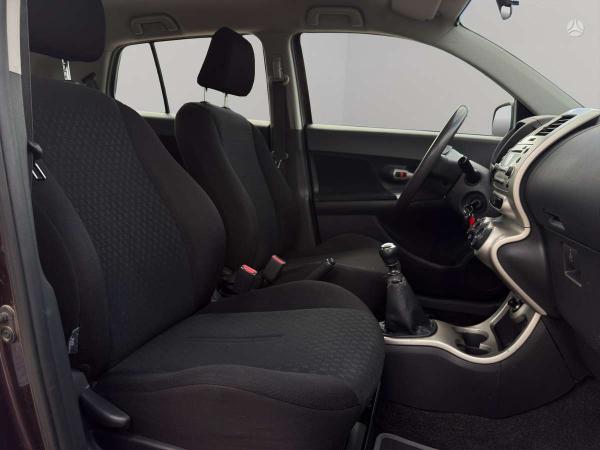 Pelēks Toyota Urban Cruiser 2009 Kauņa, ar dzinēja tilpumu 1.30 L un nobraukumu 290 tūkst. km par 4699 €, foto 8 vietnē AUTOMOTO.COM.LV