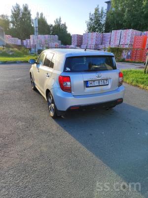 Pelēks Toyota Urban Cruiser 2009 Rīga, ar dzinēja tilpumu 1.30 L un nobraukumu 282 tūkst. km par 2300 €, foto 6 vietnē AUTOMOTO.COM.LV