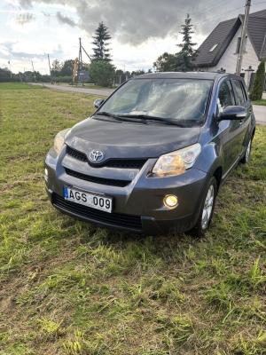 Pelēks Toyota Urban Cruiser 2010 Kauņa, ar dzinēja tilpumu 1.40 L un nobraukumu 191 tūkst. km par 5300 €, foto  vietnē AUTOMOTO.COM.LV