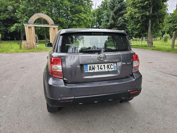 Grey Toyota Urban Cruiser 2010 in Taurage, with an engine capacity of 0.00 L and mileage of 184 thousand km for 4600 €, photo 7 on AUTOMOTO.COM.LV