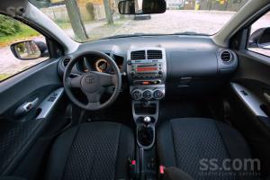Pelēks Toyota Urban Cruiser 2012 Jelgava, ar dzinēja tilpumu 1.40 L un nobraukumu 328 tūkst. km par 3300 €, foto 11 vietnē AUTOMOTO.COM.LV