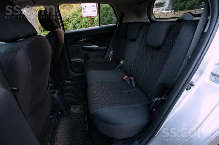 Pelēks Toyota Urban Cruiser 2012 Jelgava, ar dzinēja tilpumu 1.40 L un nobraukumu 328 tūkst. km par 3300 €, foto 15 vietnē AUTOMOTO.COM.LV
