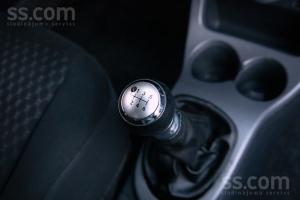 Pelēks Toyota Urban Cruiser 2012 Jelgava, ar dzinēja tilpumu 1.40 L un nobraukumu 328 tūkst. km par 3300 €, foto 18 vietnē AUTOMOTO.COM.LV