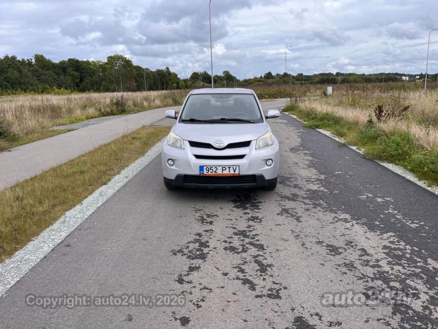 Grey Toyota Urban Cruiser 2010 in Tallinn, with an engine capacity of 1.30 L and mileage of 241 thousand km for 3750 €, photo 3 on AUTOMOTO.COM.LV