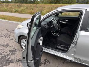 Grey Toyota Urban Cruiser 2010 in Tallinn, with an engine capacity of 1.30 L and mileage of 241 thousand km for 3750 €, photo 9 on AUTOMOTO.COM.LV