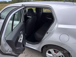 Grey Toyota Urban Cruiser 2010 in Tallinn, with an engine capacity of 1.30 L and mileage of 241 thousand km for 3750 €, photo 10 on AUTOMOTO.COM.LV