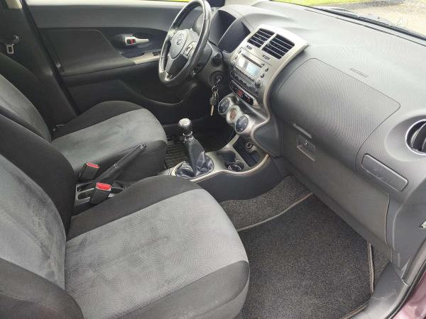 Toyota Urban Cruiser 2013 in Utena, with an engine capacity of 1.40 L and mileage of 144 thousand km for 5500 €, photo 7 on AUTOMOTO.COM.LV