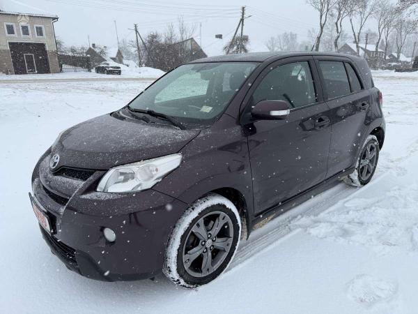 Sarkans Toyota Urban Cruiser 2010 Skaudvilė, ar dzinēja tilpumu 1.36 L un nobraukumu 159 tūkst. km par 3700 €, foto 3 vietnē AUTOMOTO.COM.LV