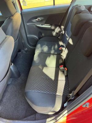 Sarkans Toyota Urban Cruiser 2009 Šilalė, ar dzinēja tilpumu 1.33 L un nobraukumu 140 tūkst. km par 4600 €, foto 9 vietnē AUTOMOTO.COM.LV