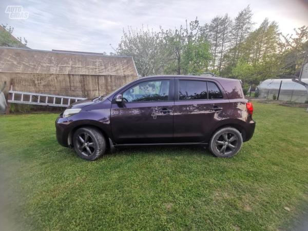 Violets Toyota Urban Cruiser 2009 Klaipėda, ar dzinēja tilpumu 1.40 L un nobraukumu 235 tūkst. km par 3000 €, foto 4 vietnē AUTOMOTO.COM.LV