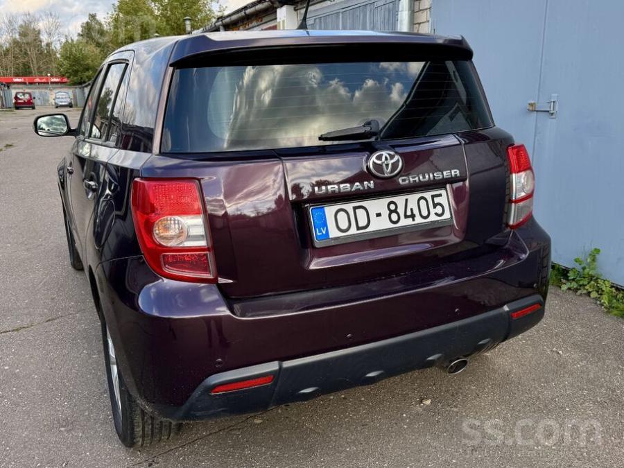 Violet Toyota Urban Cruiser 2010 in Riga, with an engine capacity of 1.30 L and mileage of 131 thousand km for 3700 €, photo 14 on AUTOMOTO.COM.LV