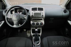 Violet Toyota Urban Cruiser 2011 in Ogre, with an engine capacity of 1.40 L and mileage of 0 thousand km for 3590 €, photo 8 on AUTOMOTO.COM.LV