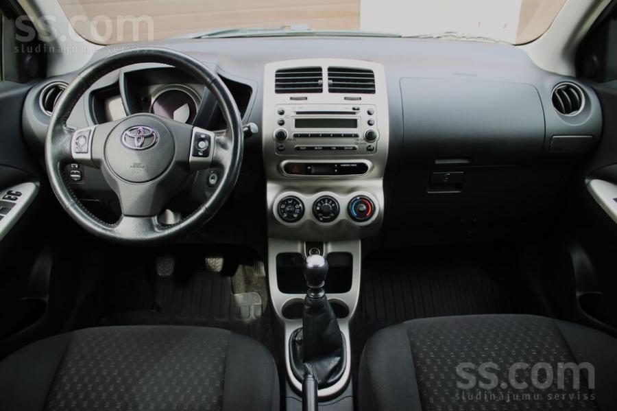Violet Toyota Urban Cruiser 2011 in Ogre, with an engine capacity of 1.40 L and mileage of 0 thousand km for 3590 €, photo 8 on AUTOMOTO.COM.LV