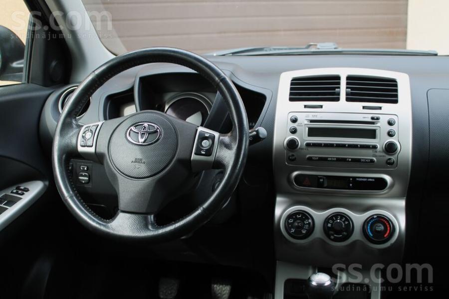 Violet Toyota Urban Cruiser 2011 in Ogre, with an engine capacity of 1.40 L and mileage of 0 thousand km for 3590 €, photo 9 on AUTOMOTO.COM.LV