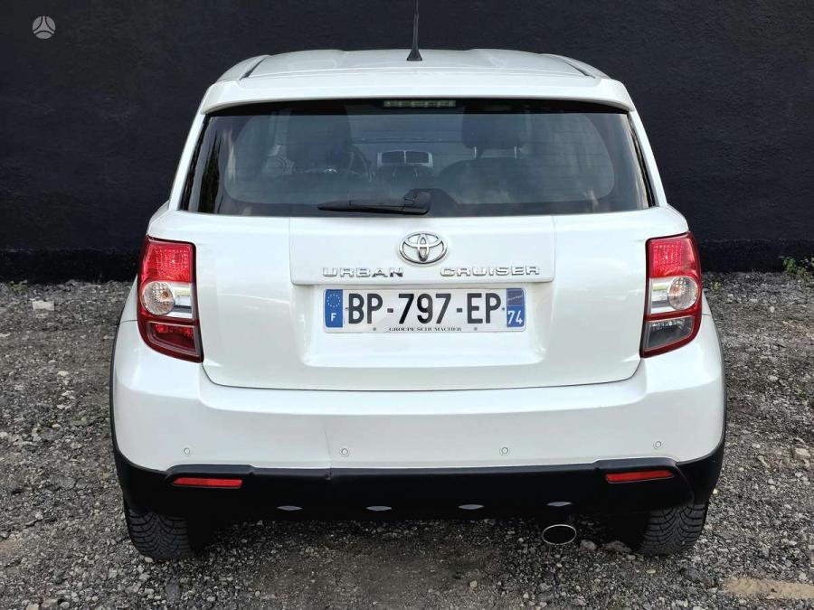 Balts Toyota Urban Cruiser 2011 Šauļi, ar dzinēja tilpumu 1.36 L un nobraukumu 189 tūkst. km par 4400 €, foto 7 vietnē AUTOMOTO.COM.LV